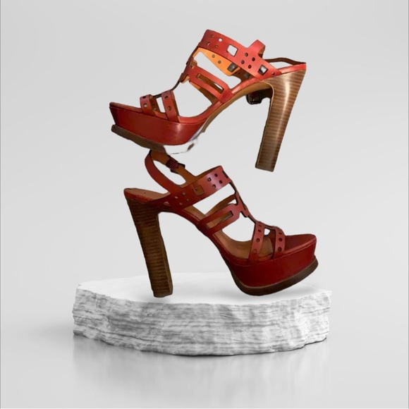 Via Spiga | Shoes | Via Spiga Brick Red Strappy High Heel In Size 8 ...